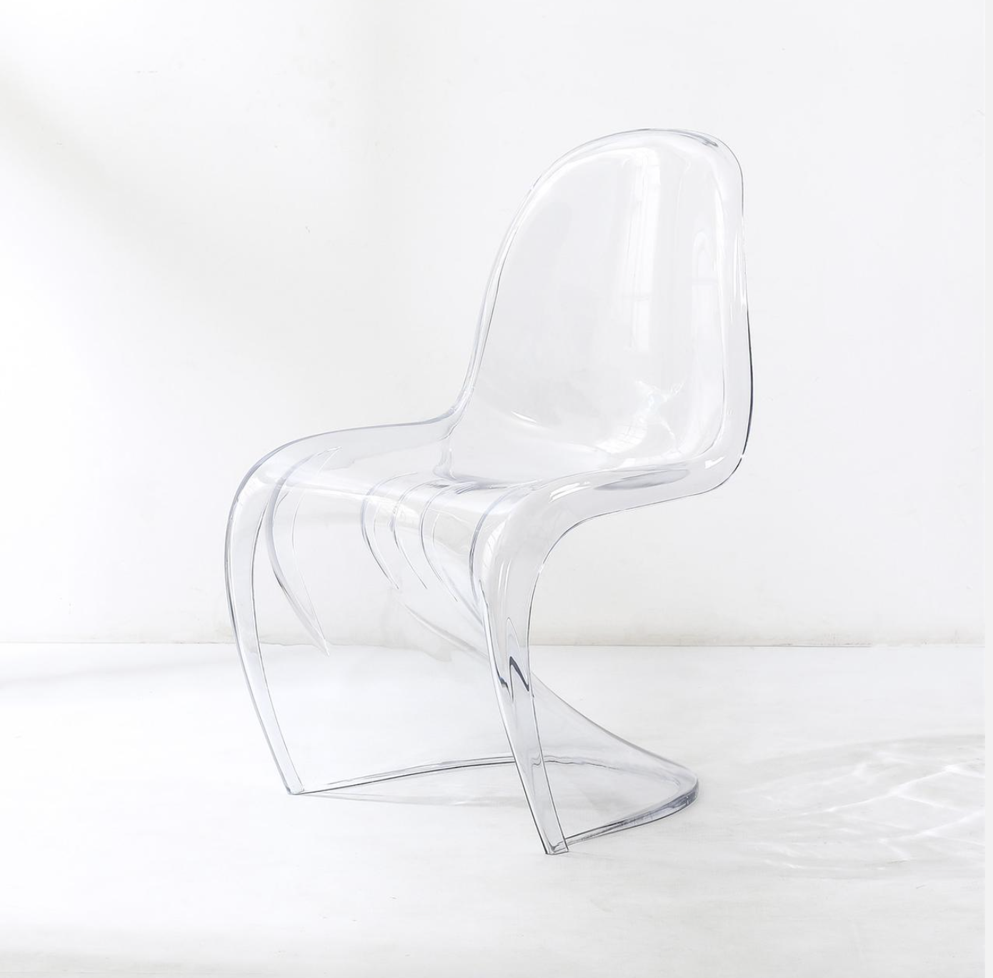 Silla Panton de Verner en color transparente