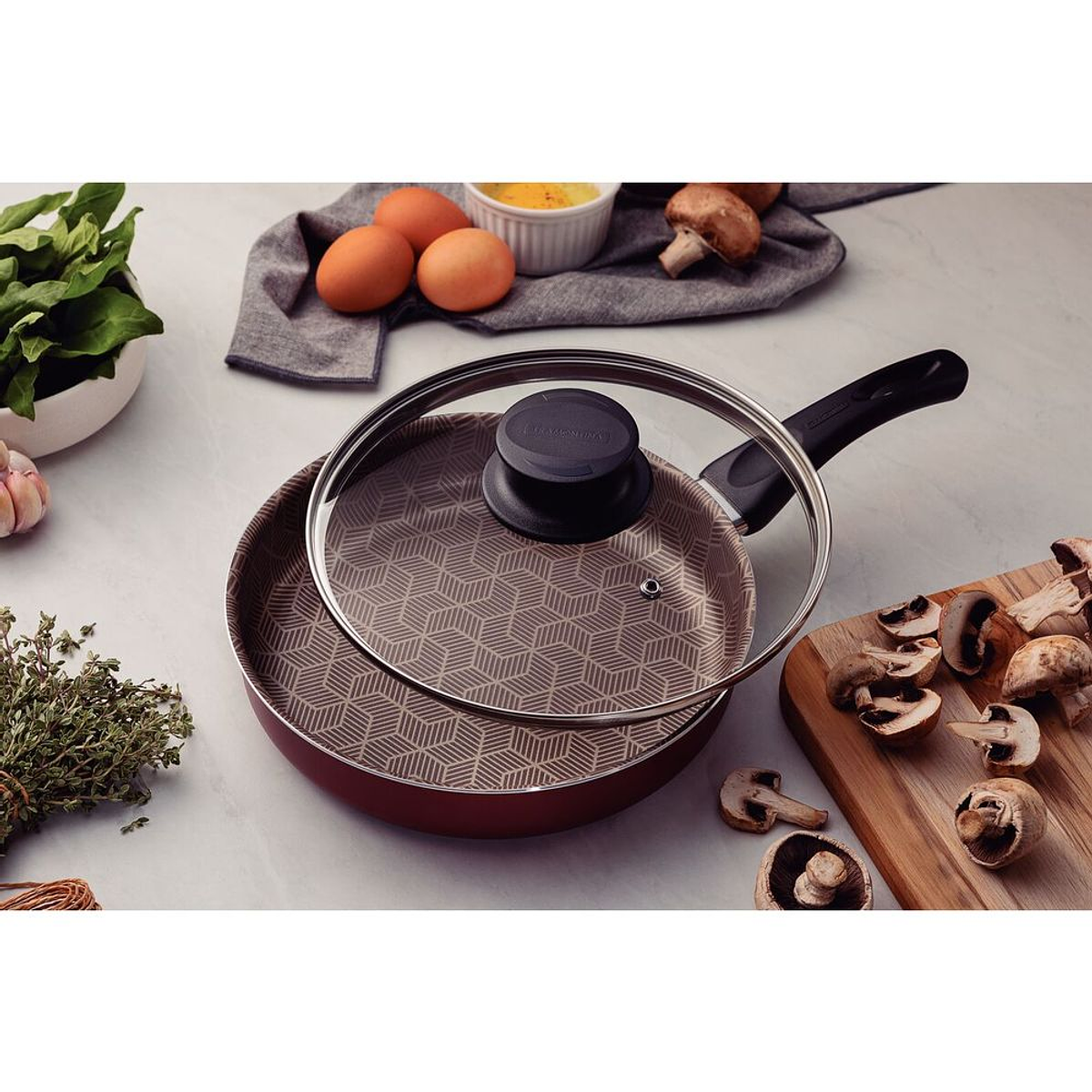 Sartén Recta Con Tapa Paris 24 Cms