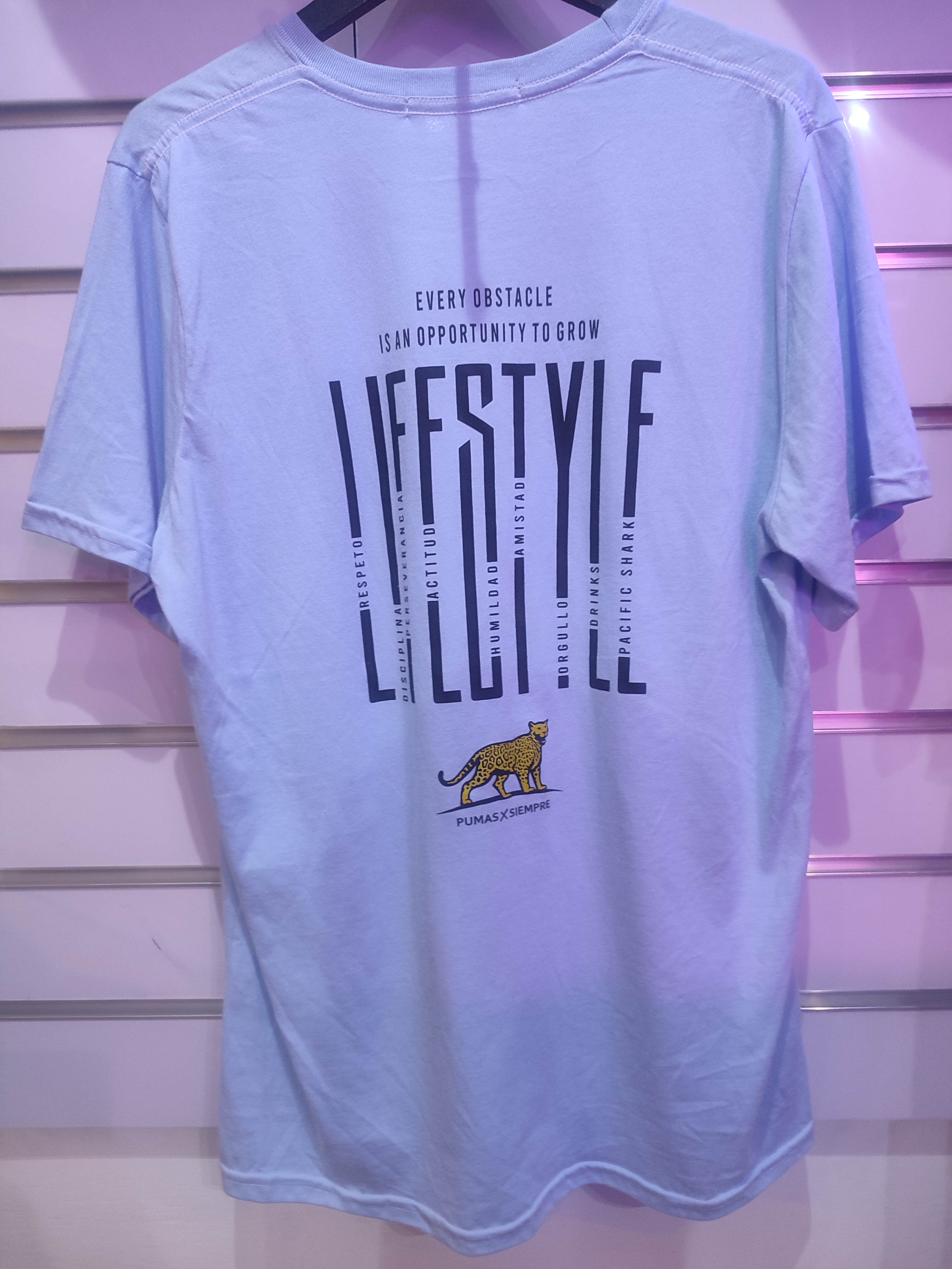 POLERA PUMAS LIFESTYLE CELESTE