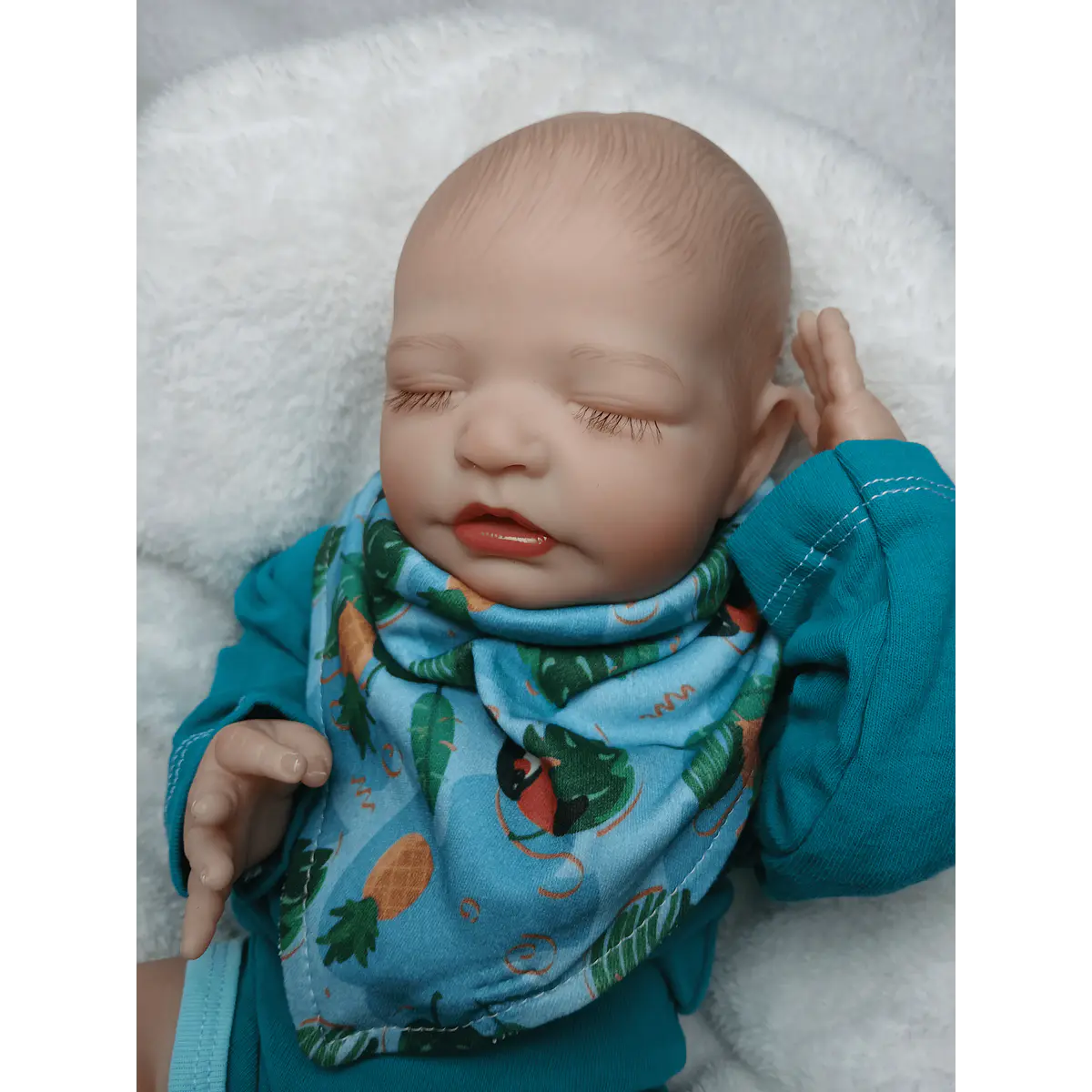 Bebé Reborn A Niña Cuerpo de Tela
