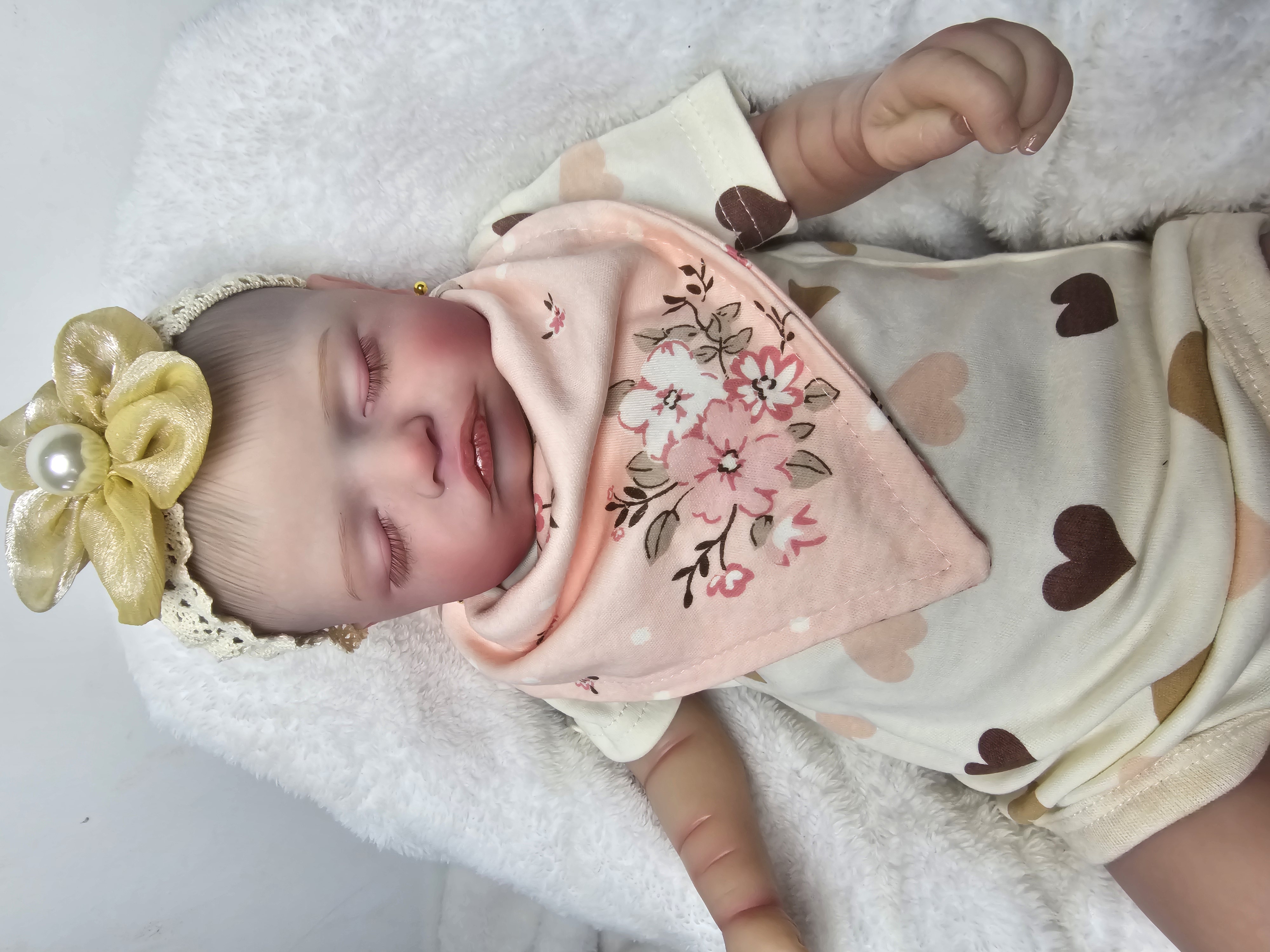 Bebé Reborn Rosalie Niña Cuerpo de Tela