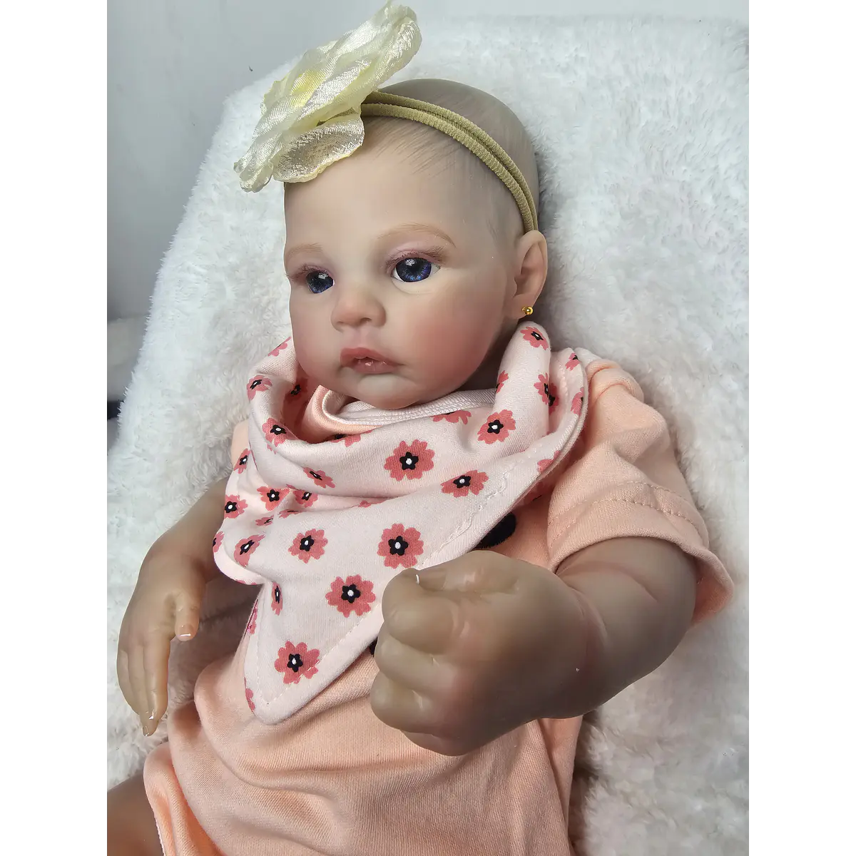 Bebé Reborn Meadow Niña Cuerpo de Tela