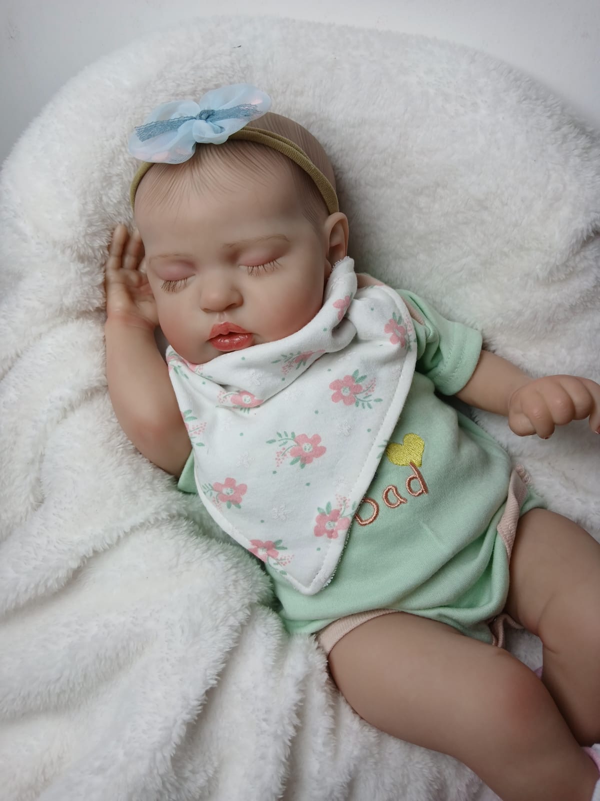 Bebé Reborn Teddy Niña Cuerpo de Tela
