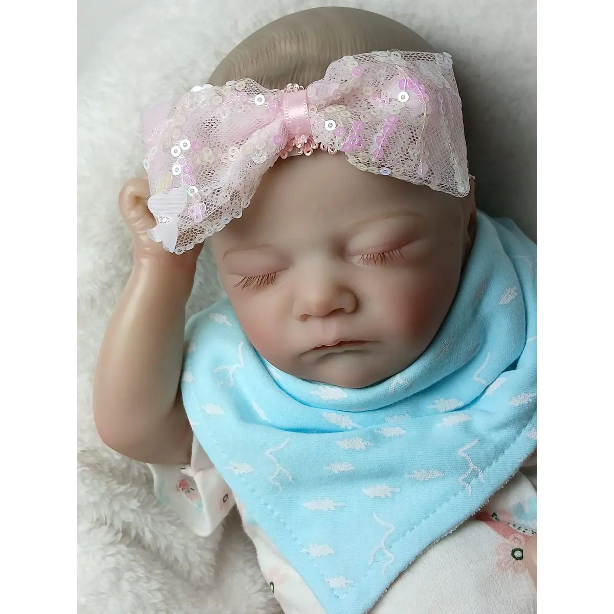Bebé Reborn Charlotte Niña Cuerpo de Tela