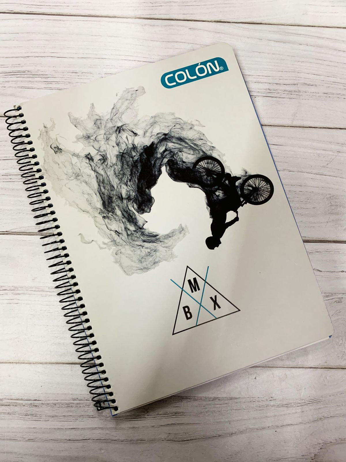 Cuaderno Triple Diseño Hombre 7mm 150 Hjs Colón