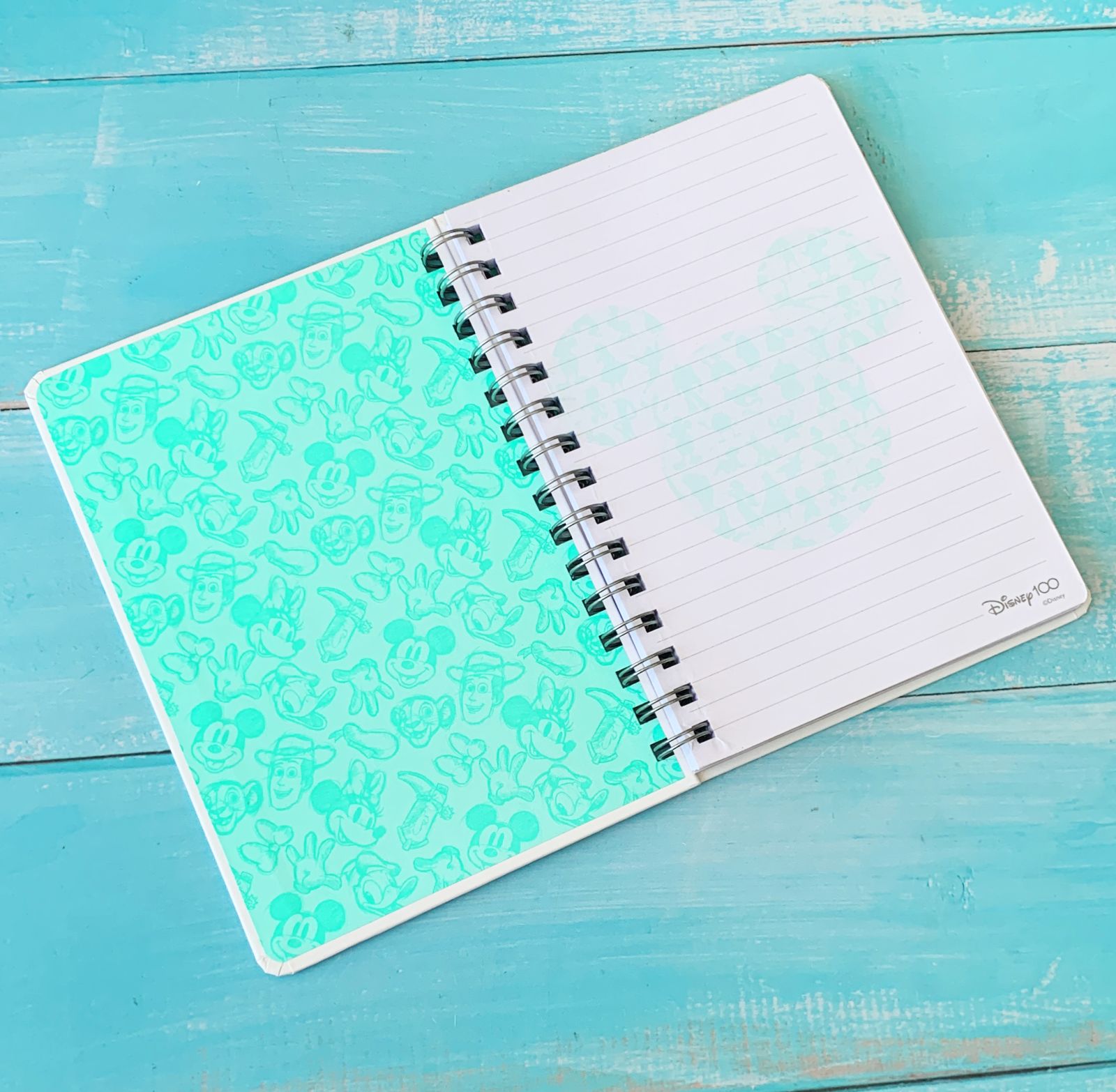 Libreta Espiral A5 80 Hojas Linea 100 Años Disney