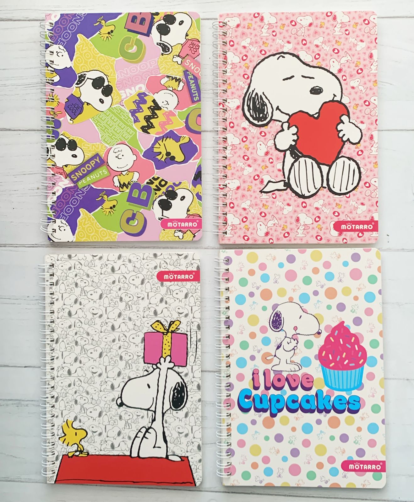 Libreta 20.5 x 14 cm. 60 Hjs Snoopy Lineas Motarro