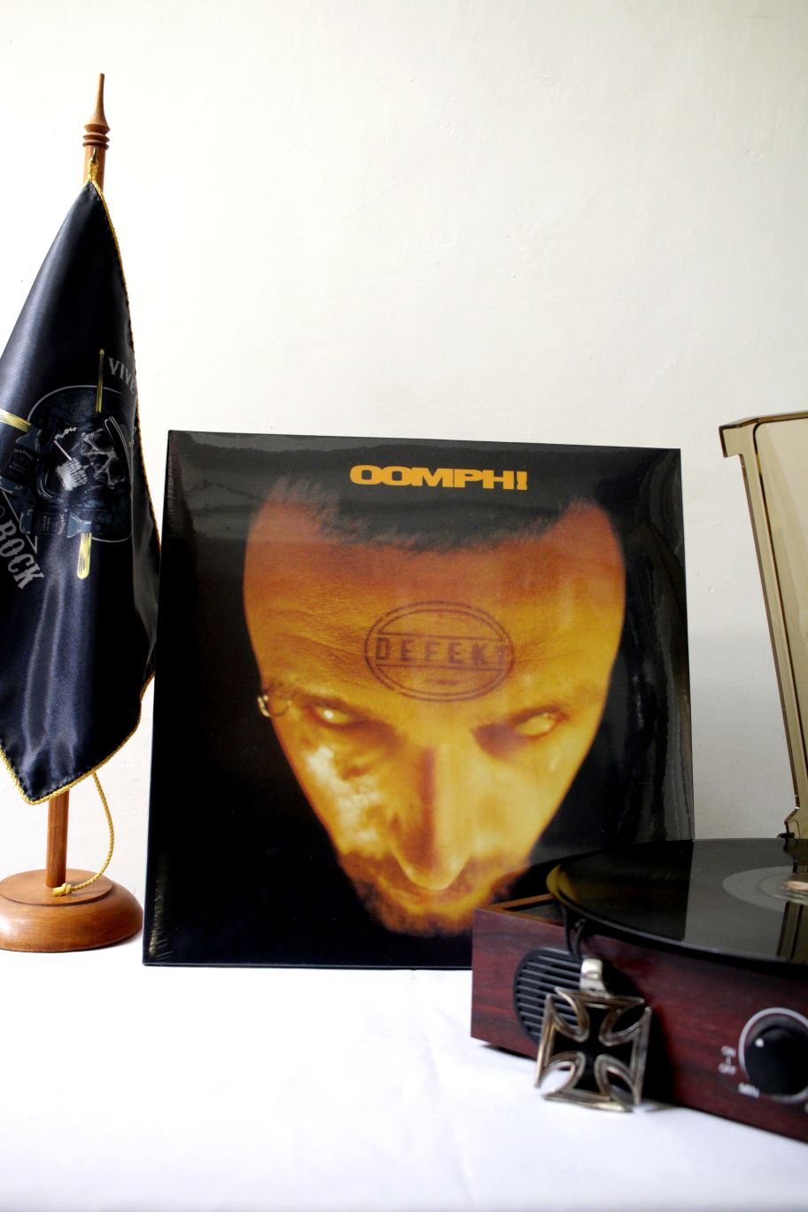 VINILO OOMPH! DEFEKT