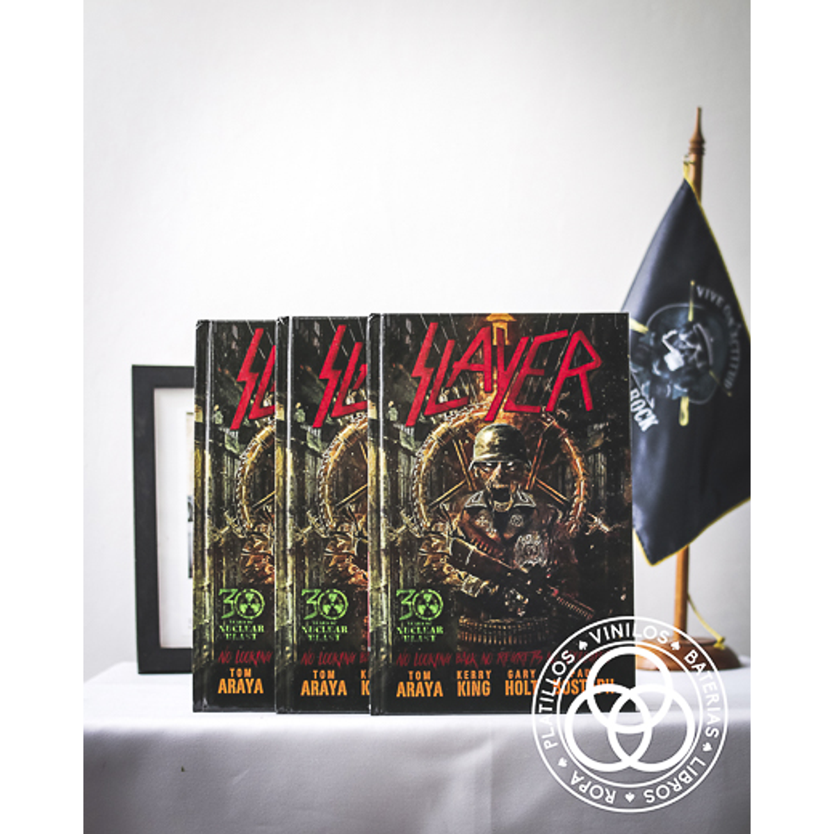 LIBRO SLAYER HARDCOVER INGLES