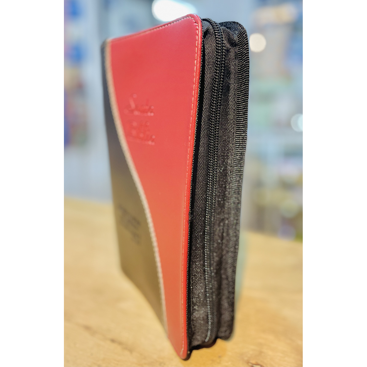 Funda para Biblia Tamaño Estudio C/Cierre Negro/Rojo El Señ