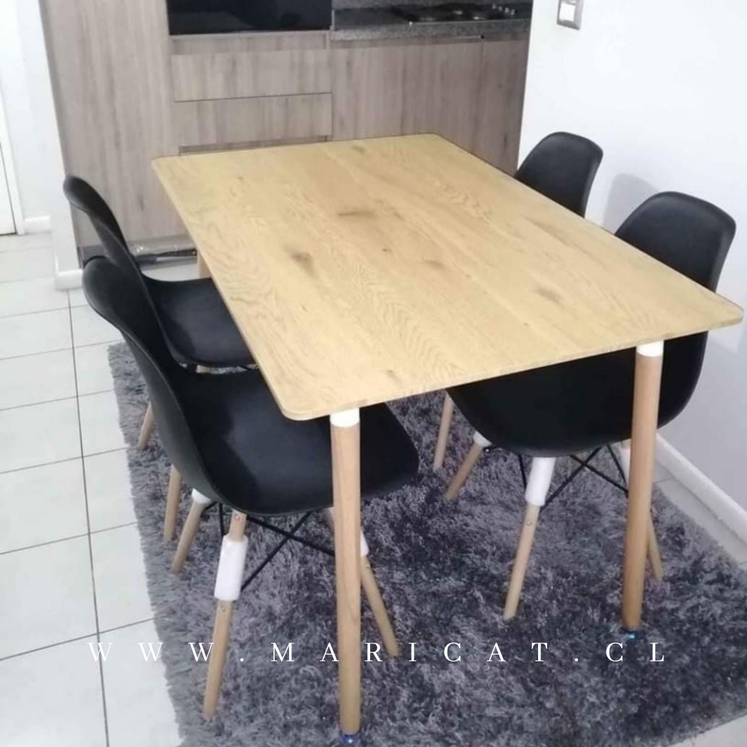 Comedor Eames color madera