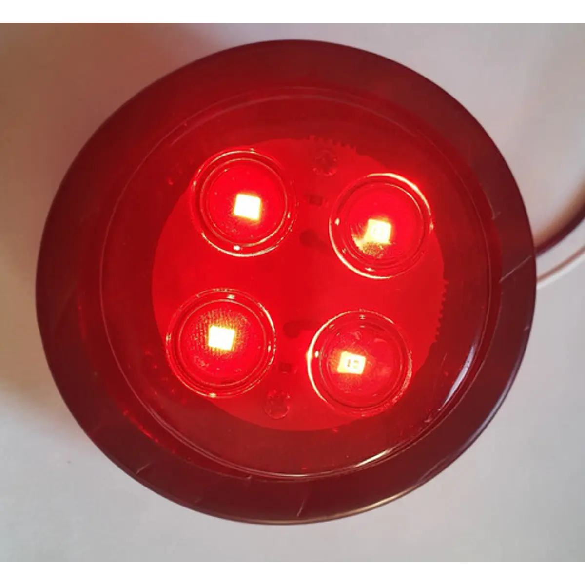 Foco 4 Led Rojo Base Goma Camión Bus 24v Redondo