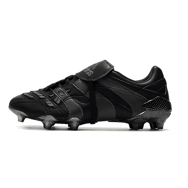 Adidas Predator Accelerator