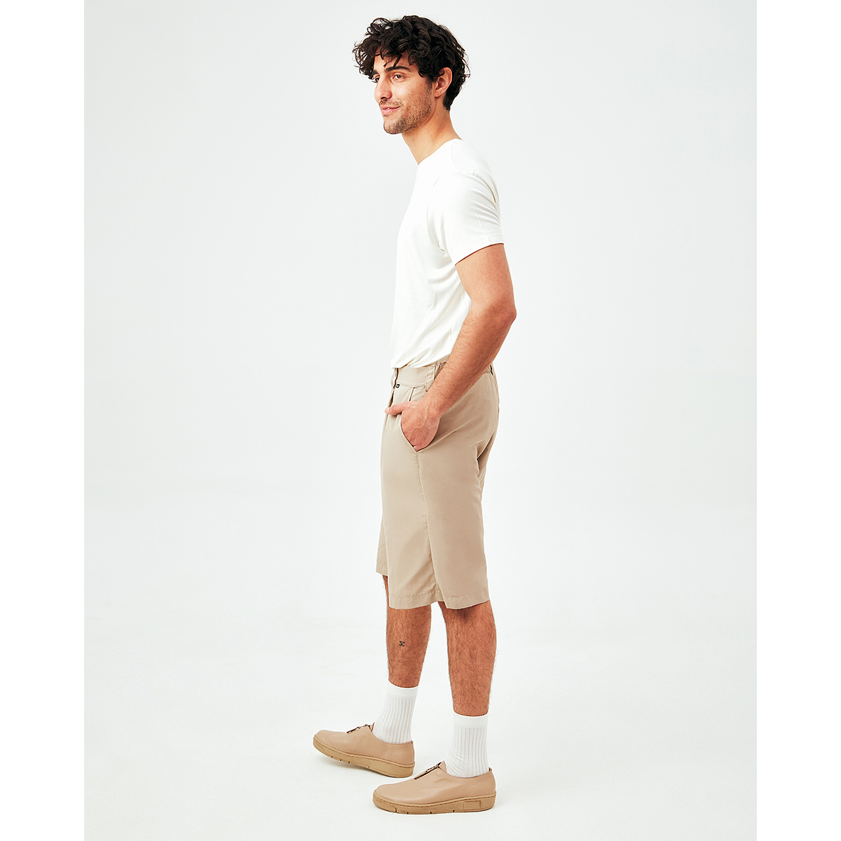 SHORT AWAKI TECH BEIGE