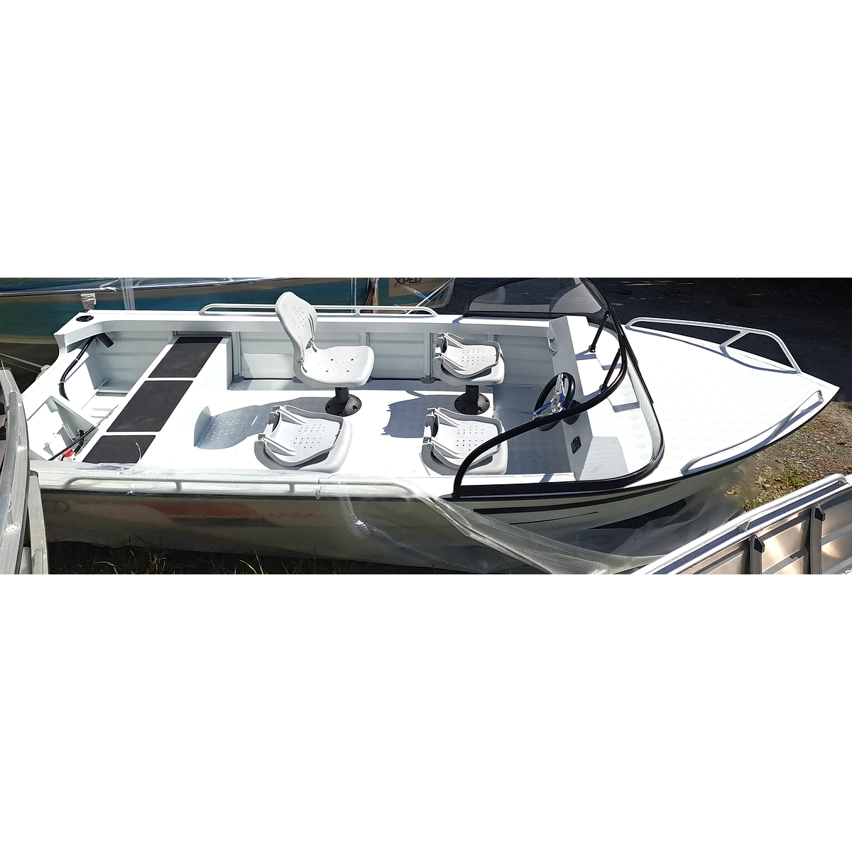 Bote de Pesca Xped 480