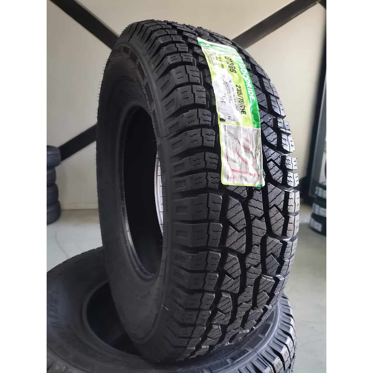 Neumatico 235/70R16 Goodride At Sl-369 106s