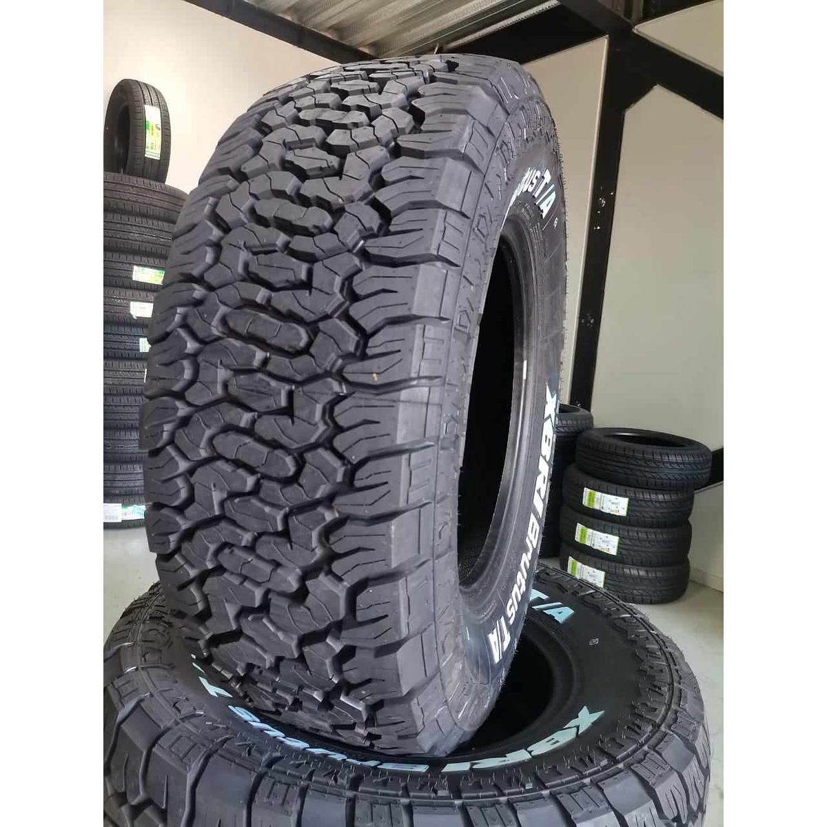 Neumatico 265/70r16 10pr 121/118s Brutus T/a