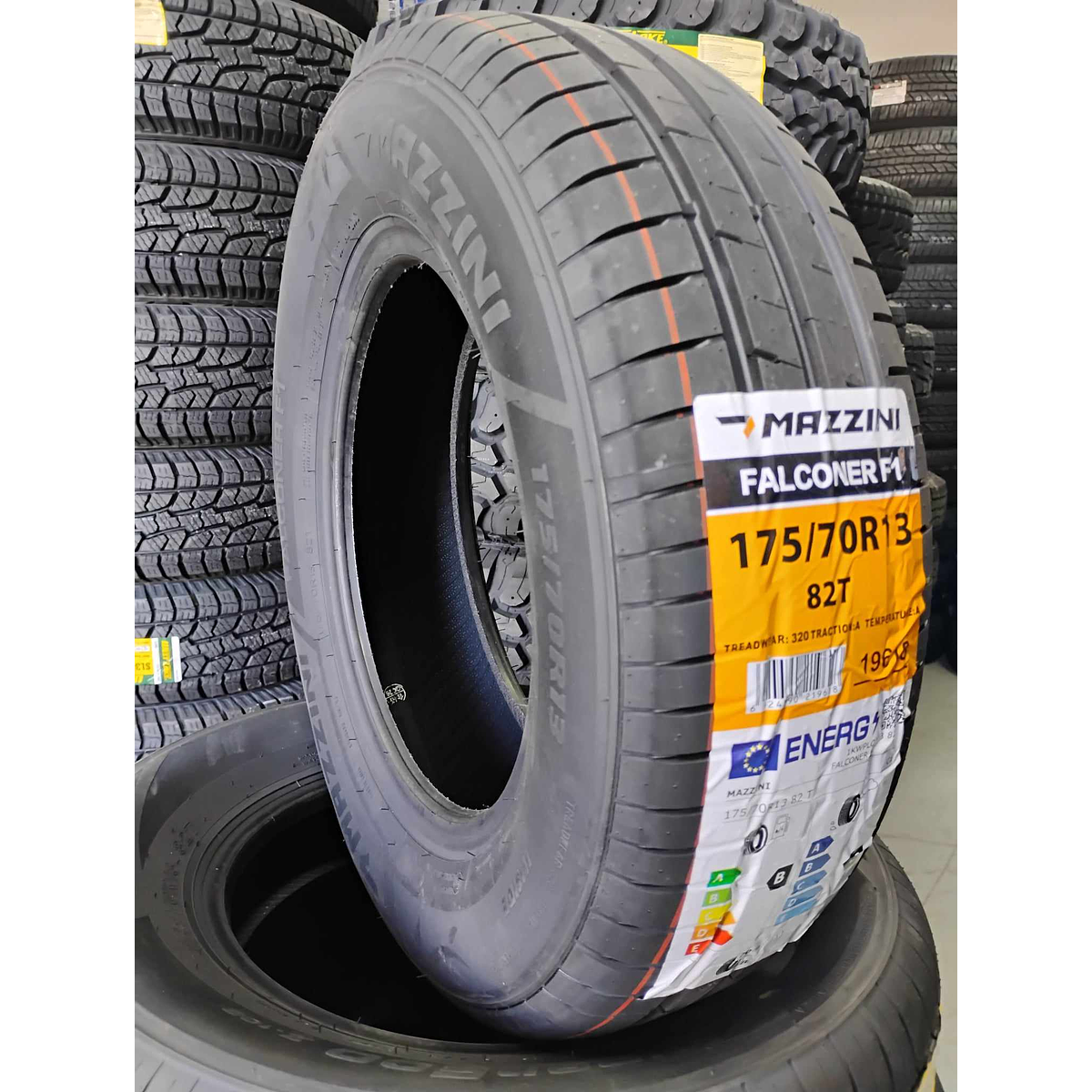 Neumático 175/70R13 82T Mazzini Falconer F1
