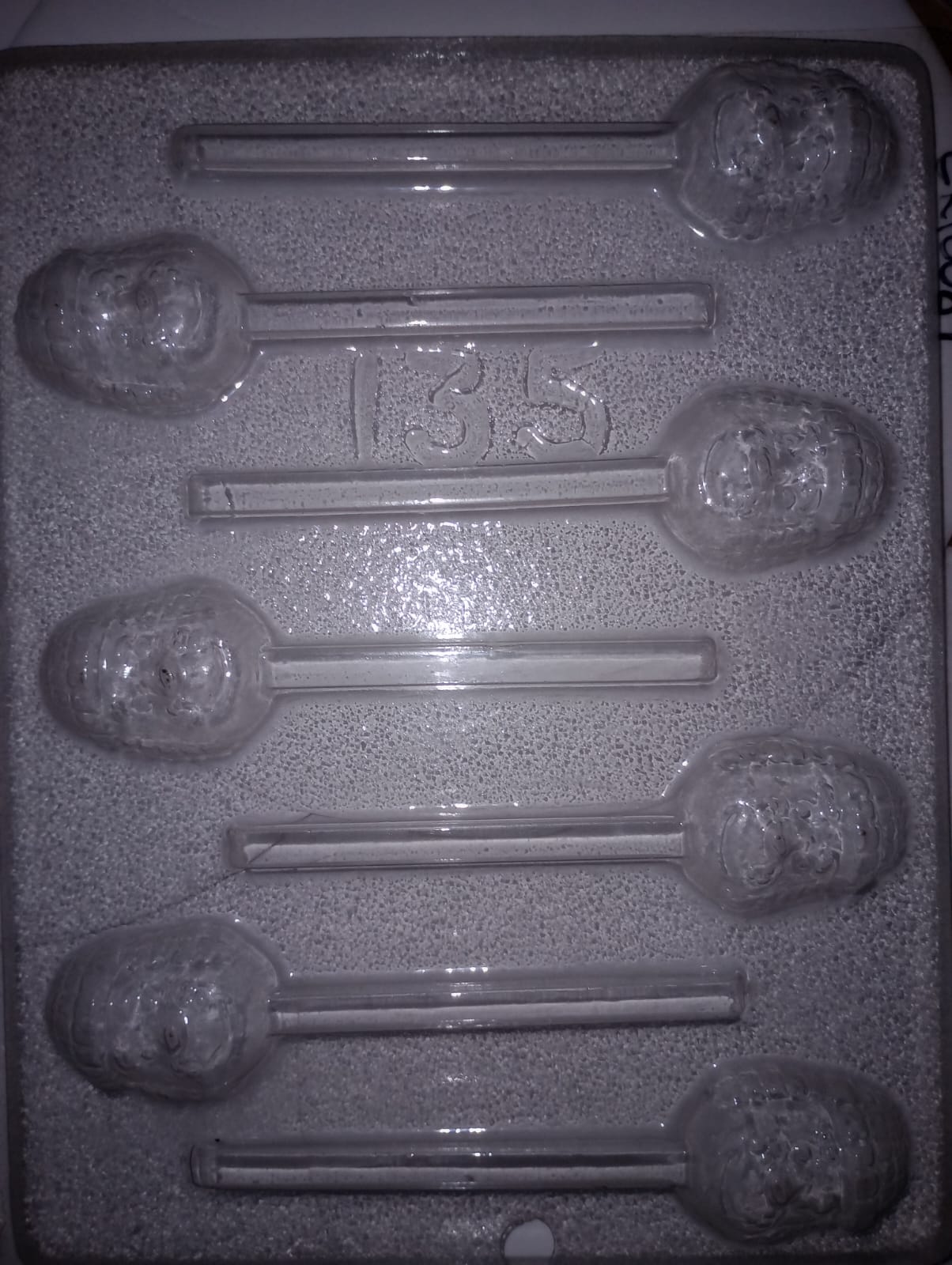 Molde para chocolate paletas el chavo