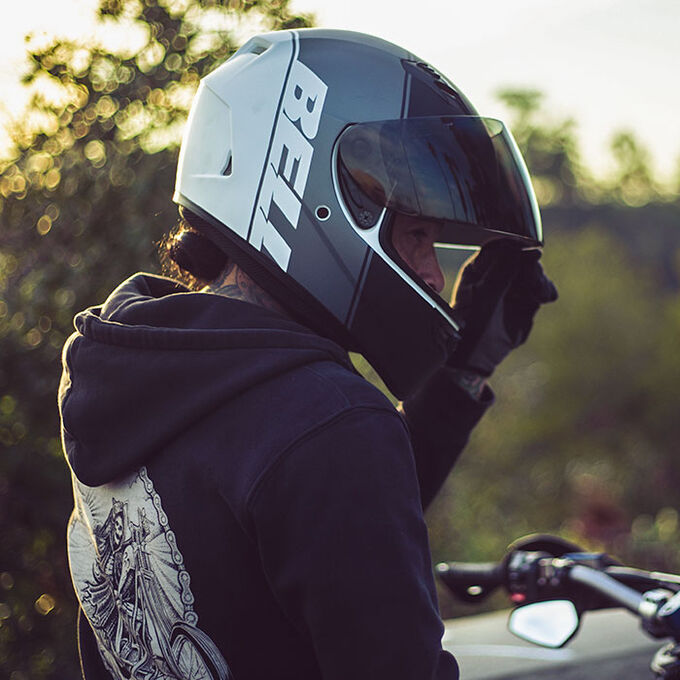 CASCO BELL QUALIFIER NEGRO BRILLANTE