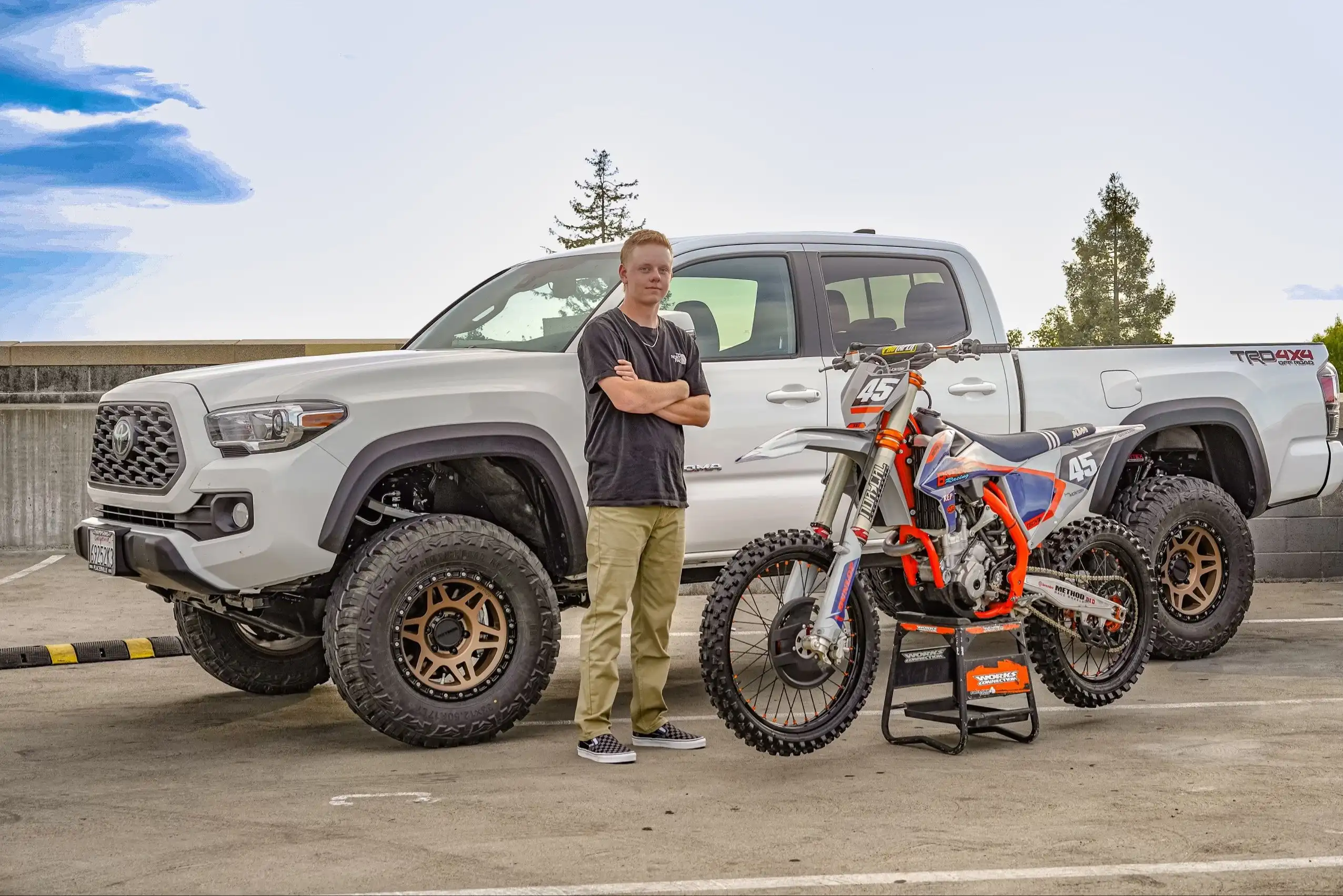 Bandejas superiores ﻿TOYOTA 4RUNNER-FJCRUISER-TACOMA-HILUX-F