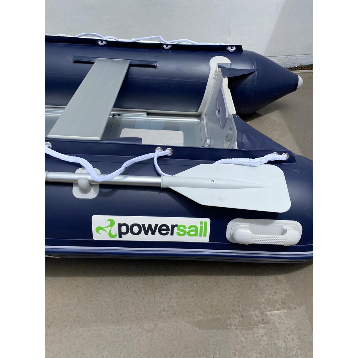 Bote Powersail A-330