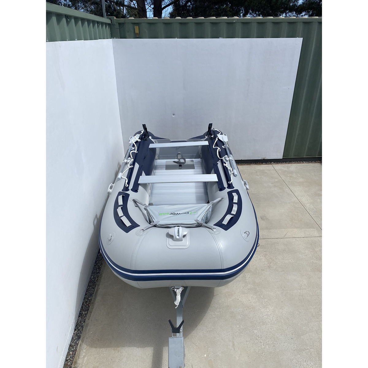 Bote Powersail A-390