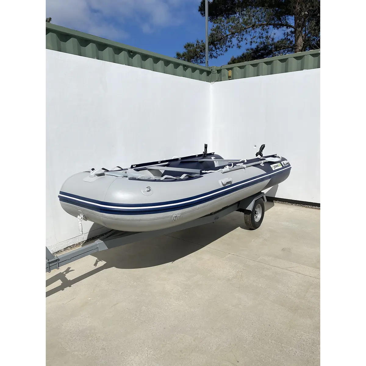 Bote Powersail A-390