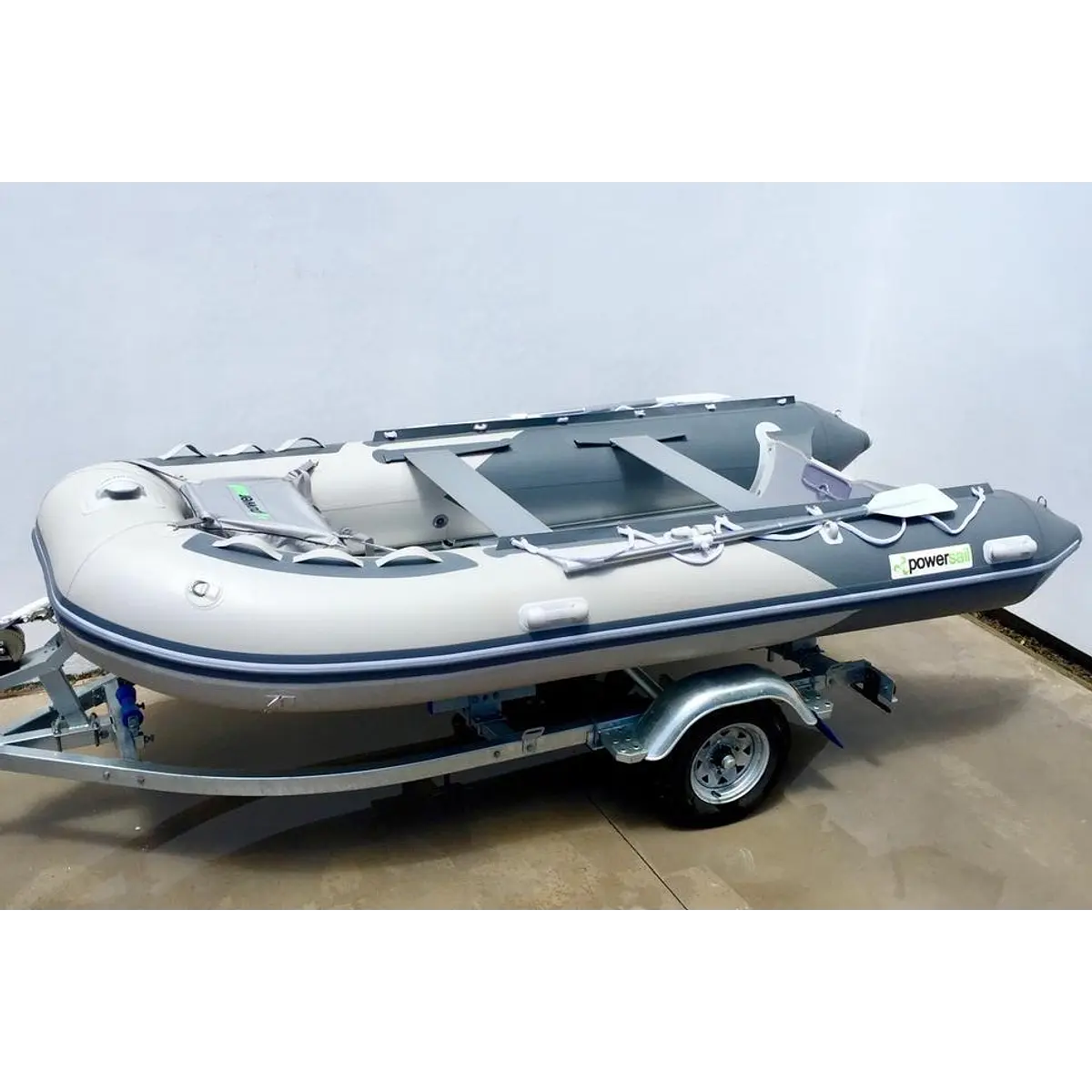 Bote Powersail A-390
