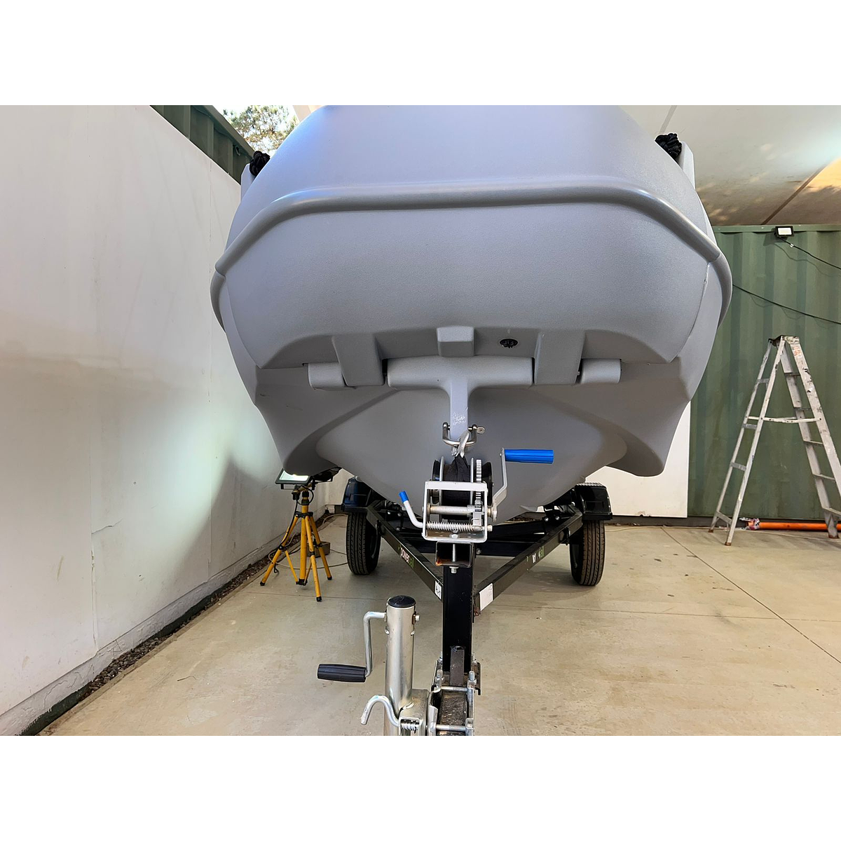 Lancha HDPE Whaly 455R PRO FULL 40 o 60 HP Trailer