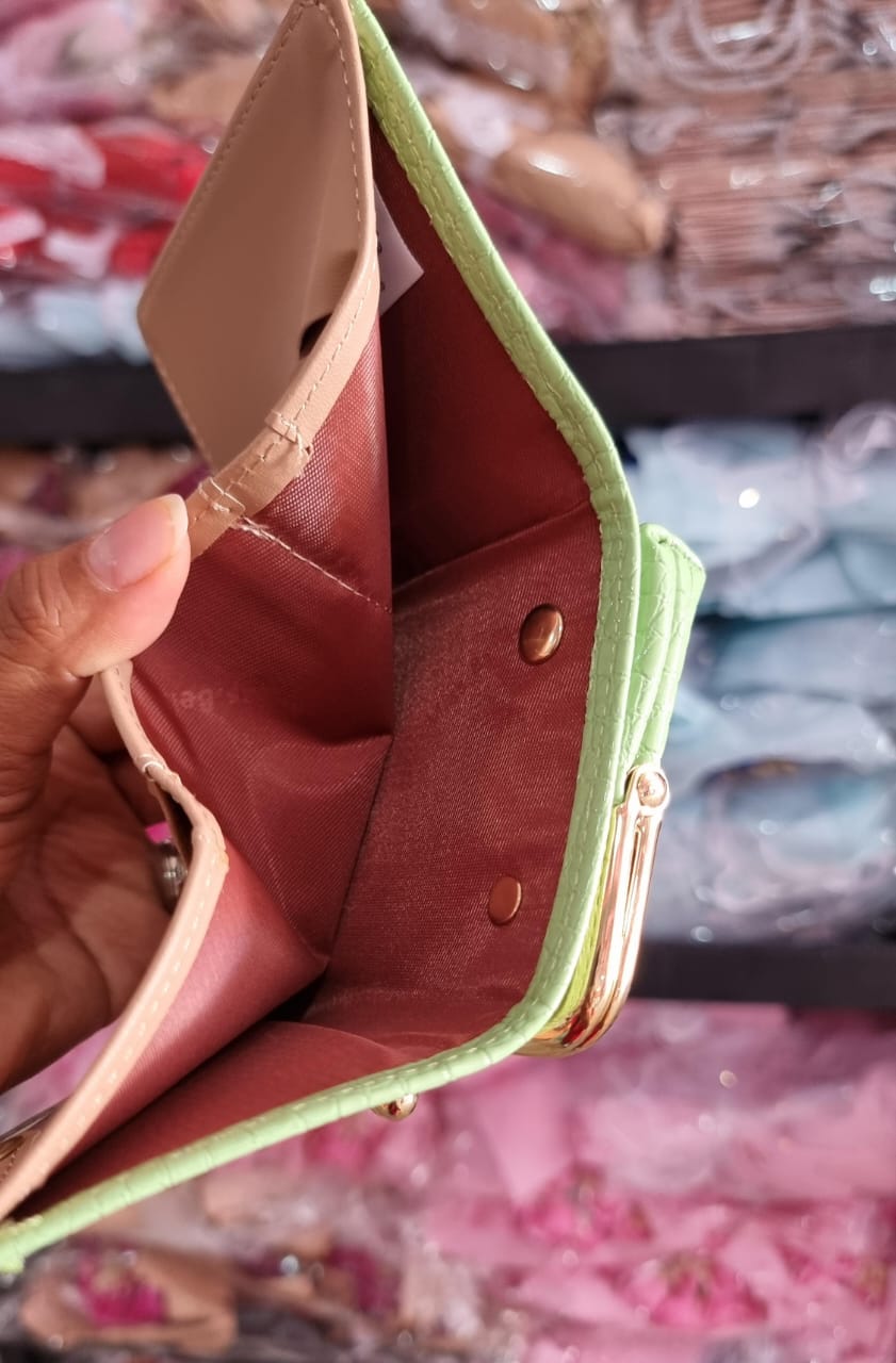 MONEDERO MISS BELLA MOD #BY505