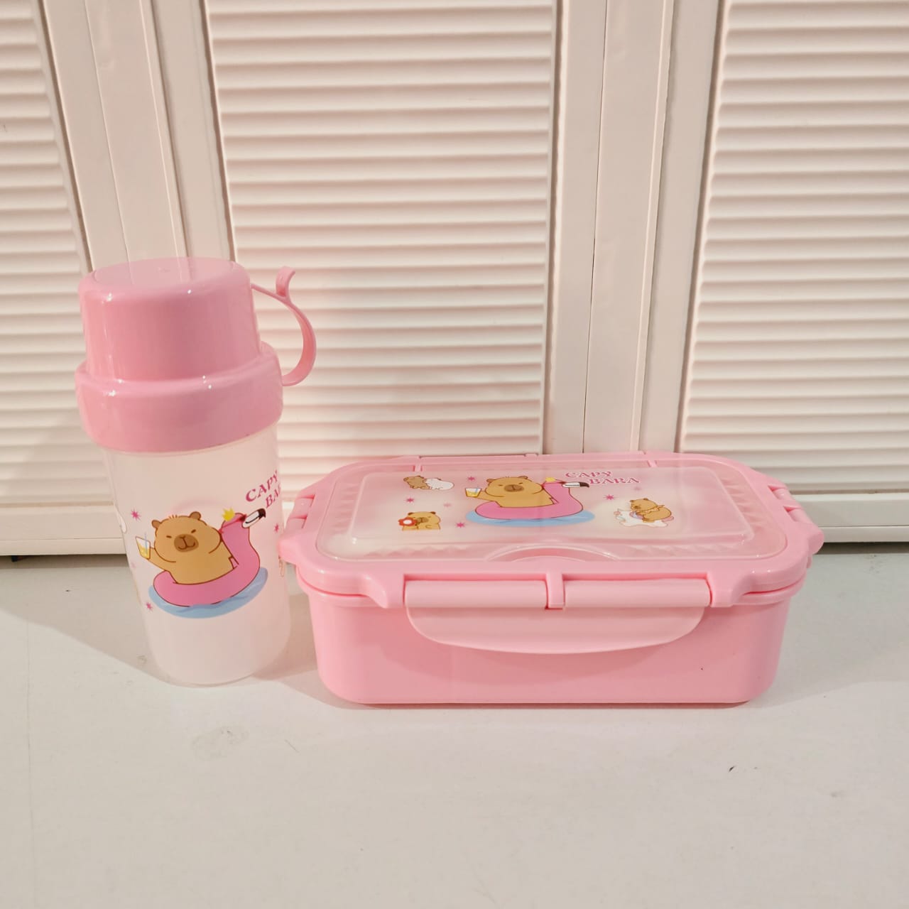 SET DE TUPPER Y VASO DISEÑO CAPYBARA MOD# 25016