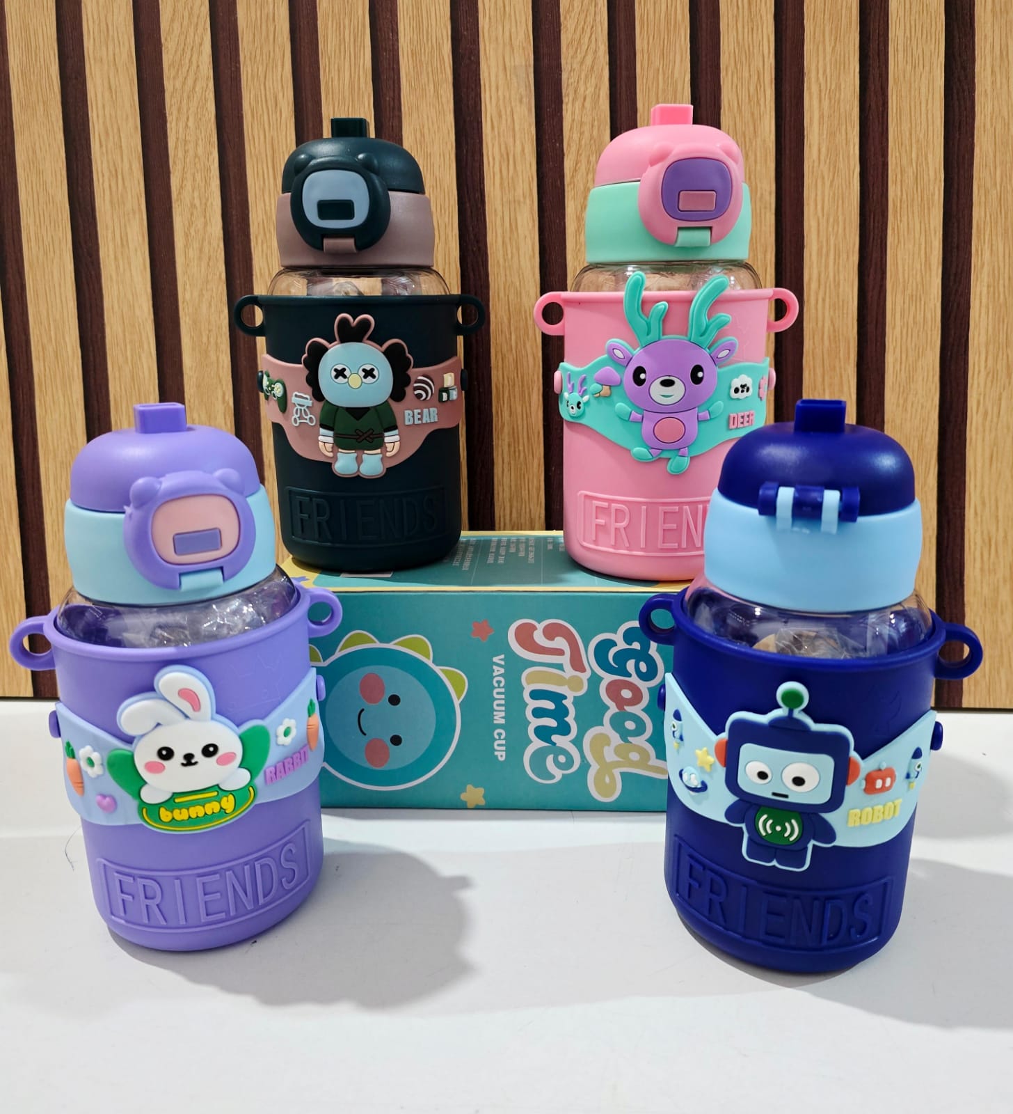 BOTE PARA AGUA DISEÑO ANIMALITOS DE 600 ML (BOLSITA) MOD# 29