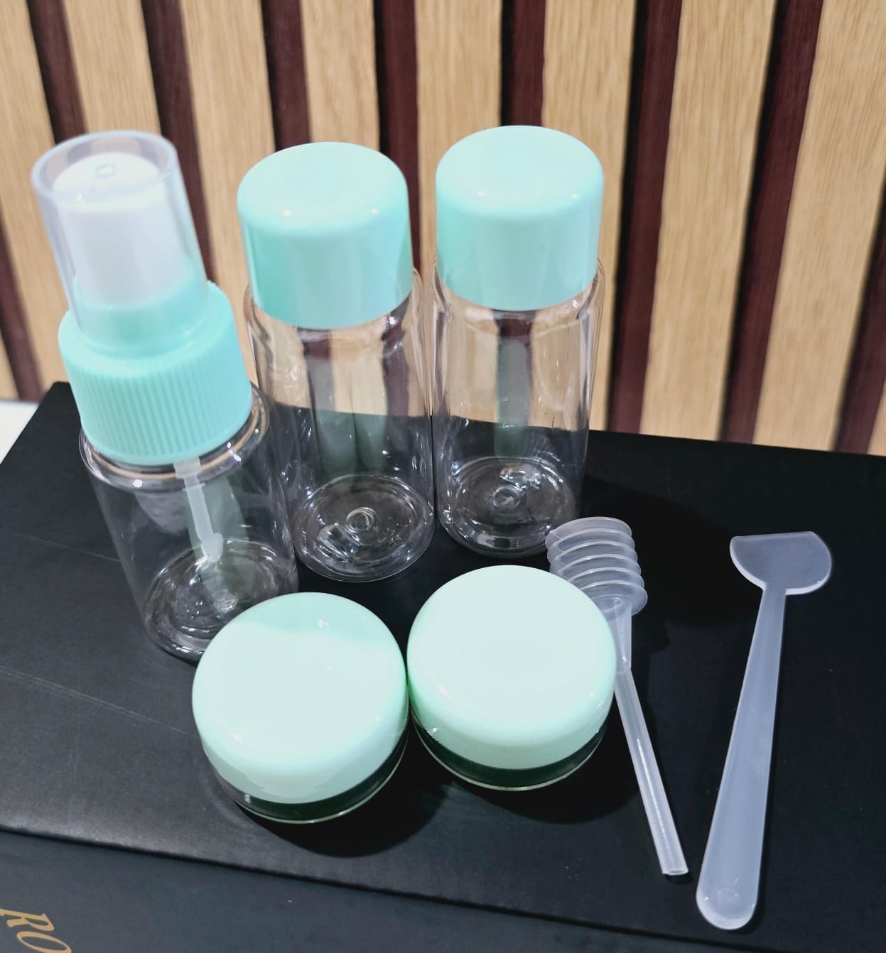 SET DE 5 FRASQUITOS PARA VIAJE MOD# N106