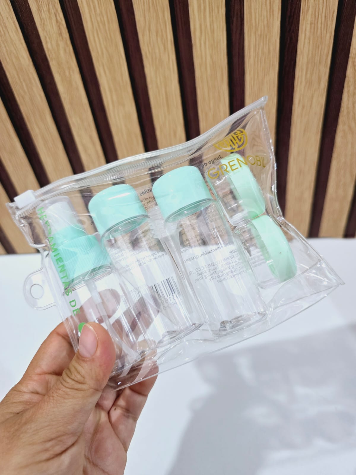 SET DE 5 FRASQUITOS PARA VIAJE MOD# N106