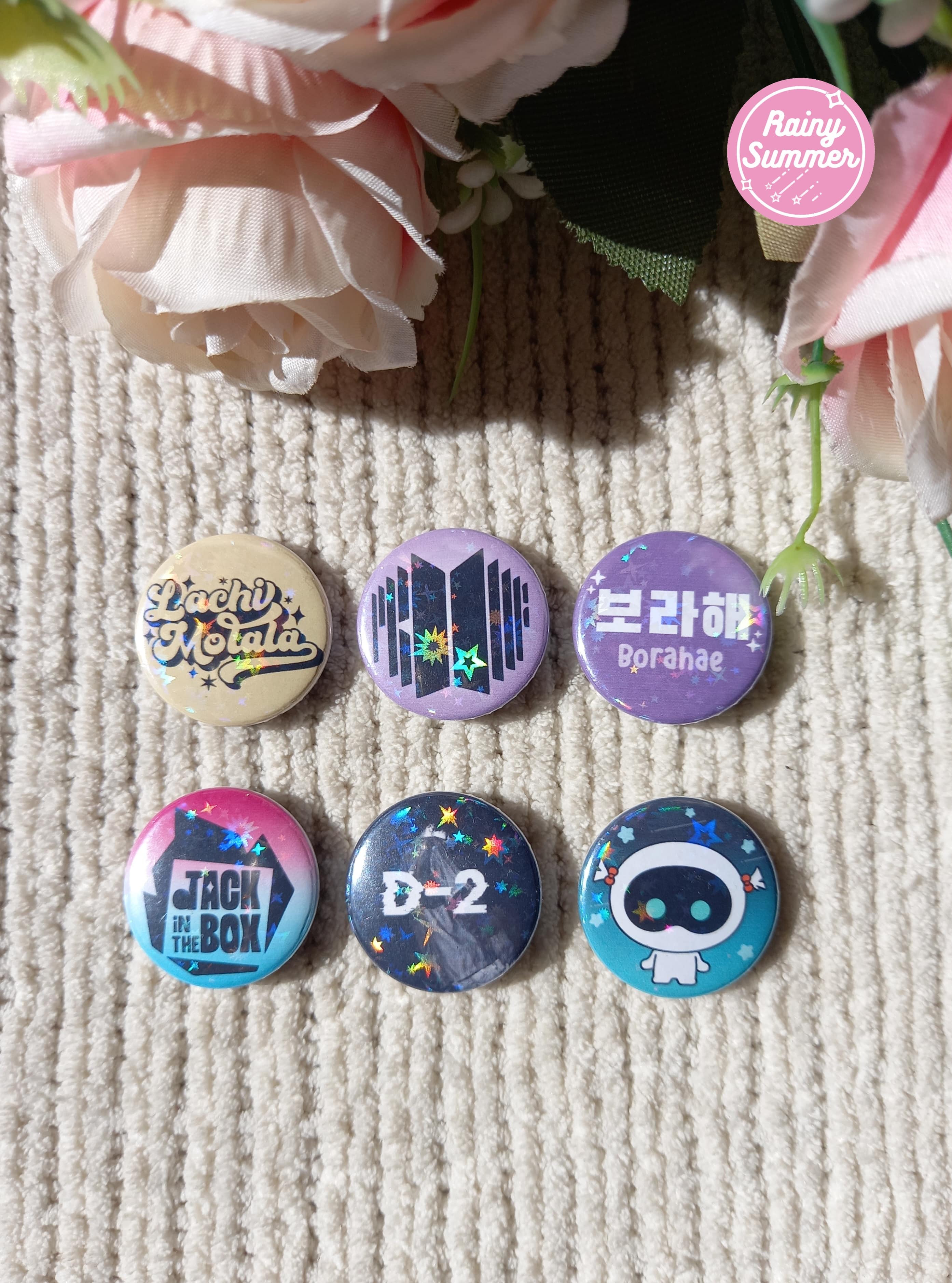 BTS - PINS HOLOGRÁFICOS