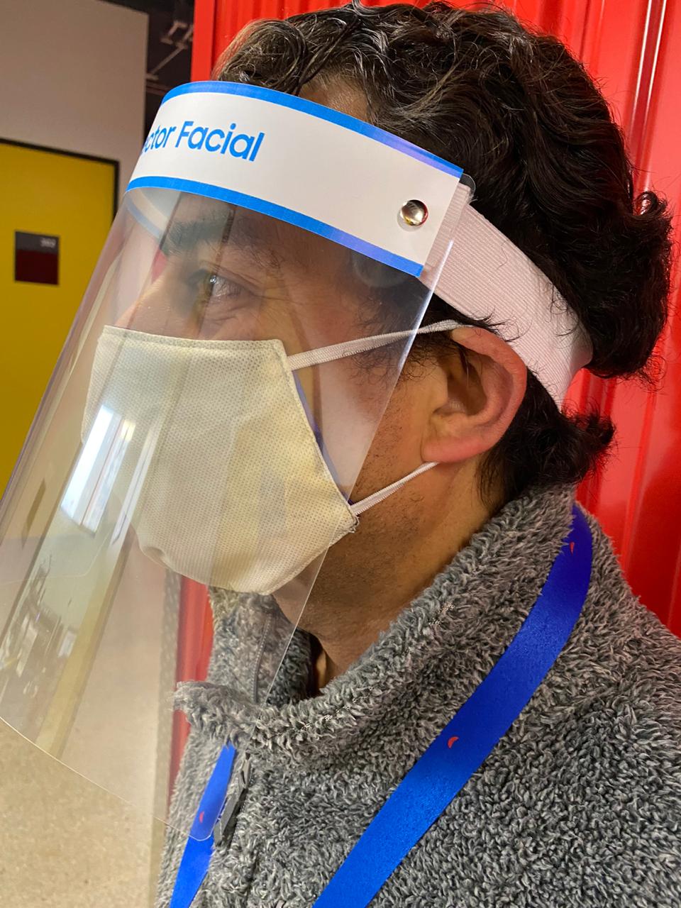 Protecttor facial con logo