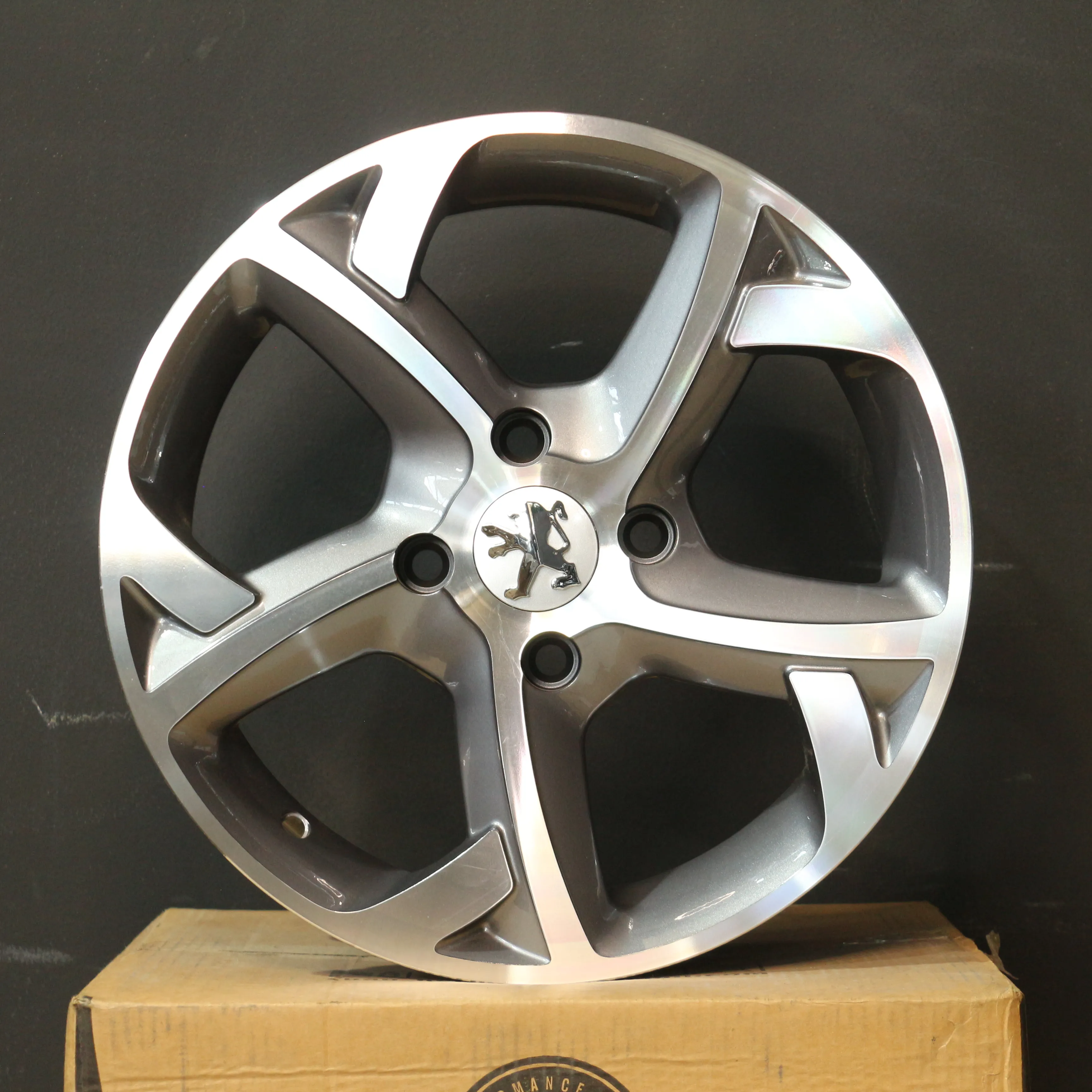Llanta Aro 15X6 4X108 Gm Et 23 | Compra Online | SAMCOR