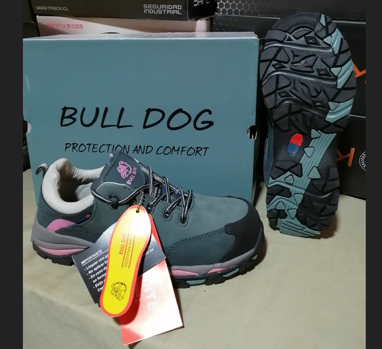 ZAPATILLA DE DAMA SEGURIDAD NADIA BULL DOG