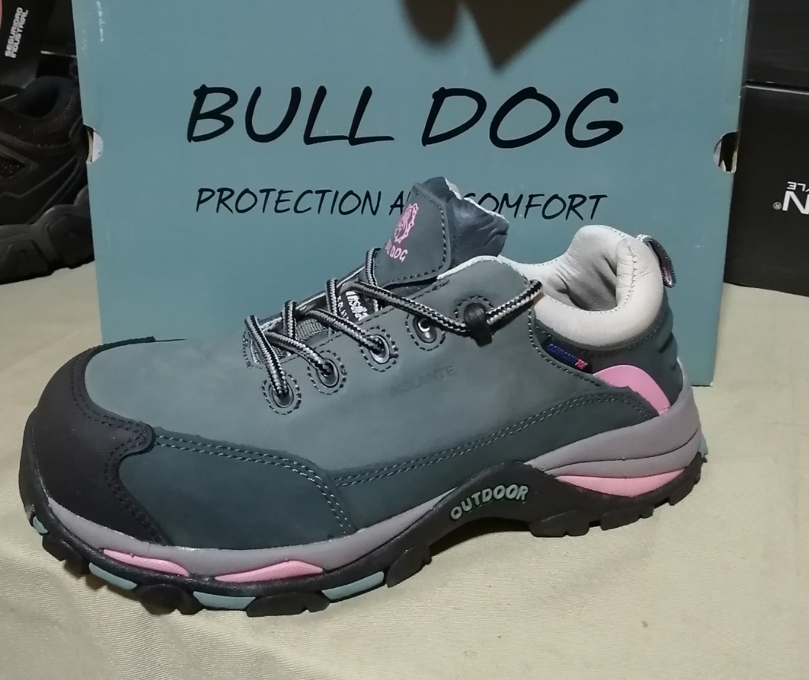ZAPATILLA DE DAMA SEGURIDAD NADIA BULL DOG