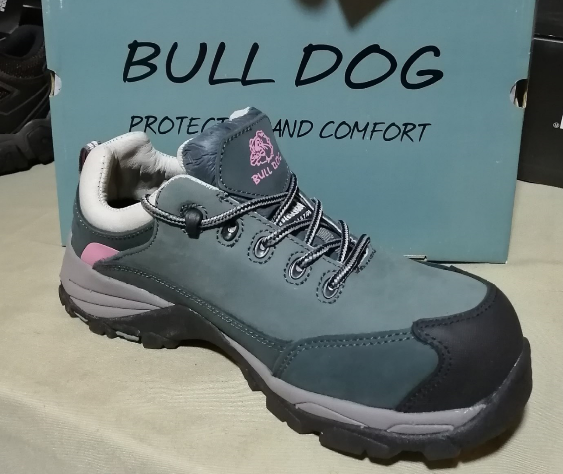ZAPATILLA DE DAMA SEGURIDAD NADIA BULL DOG