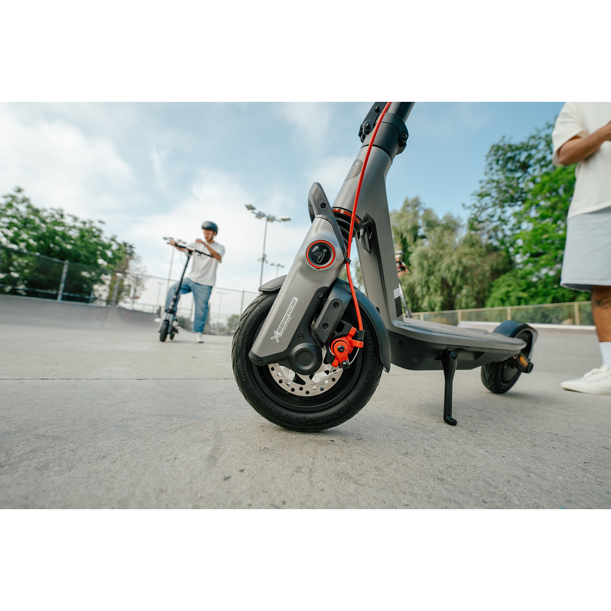 Segway F3 Scooter Eléctrico 32 km/h Vel. Máx and 71 km Aut.