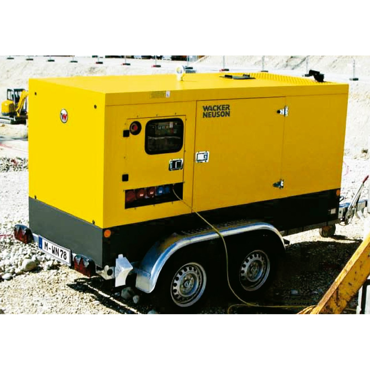 GRUPO GENERADOR DIESEL 43 kva_WACKER G 43