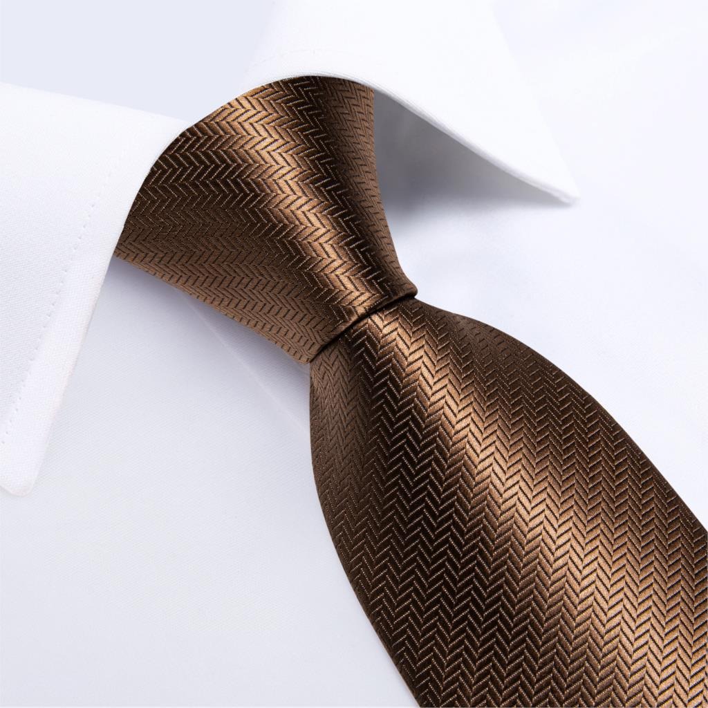 Set Corbata dorada + paño y colleras. Modelo Bronce Migung