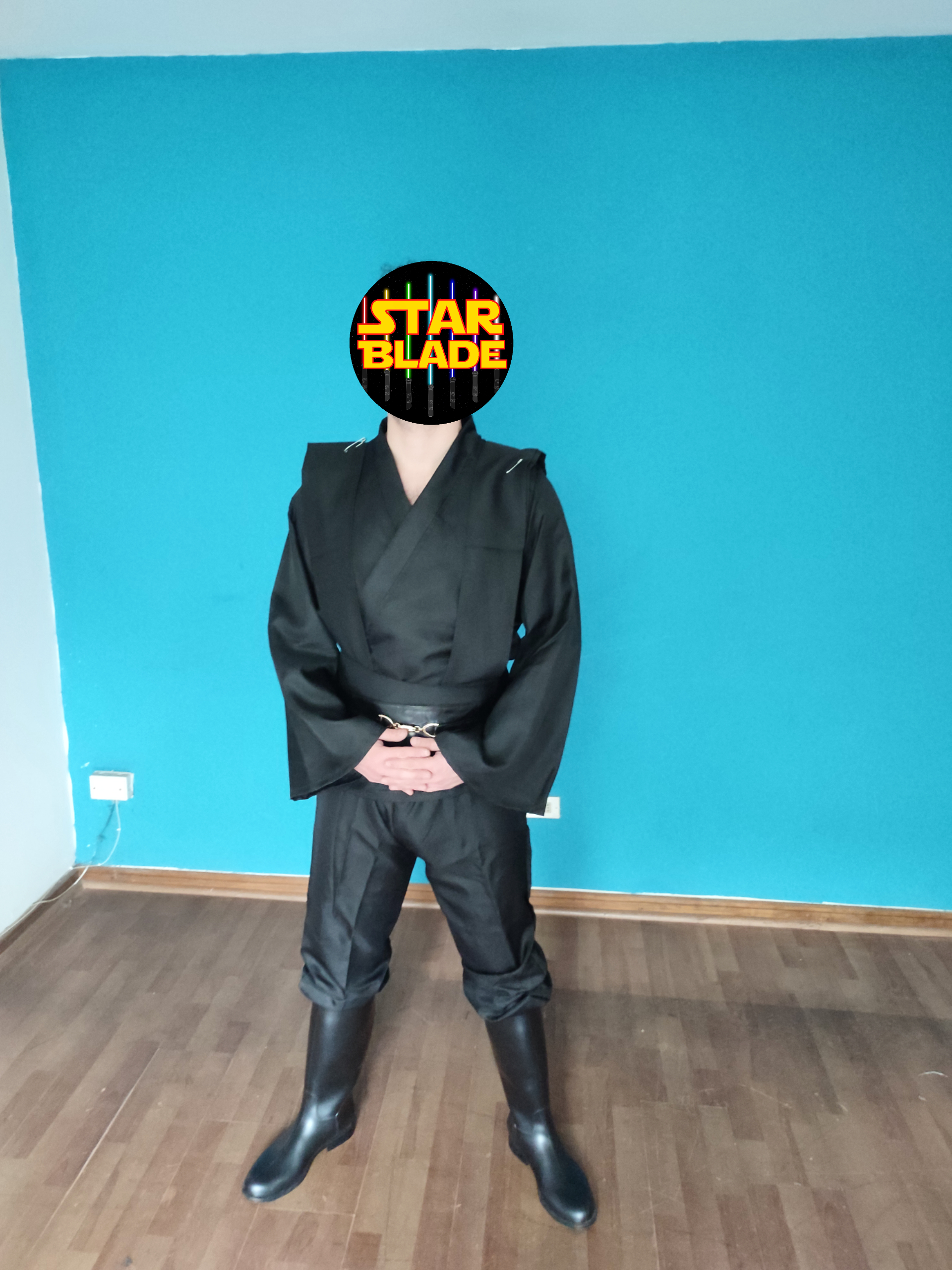 Sith Suit + Lightsaber de Regalo
