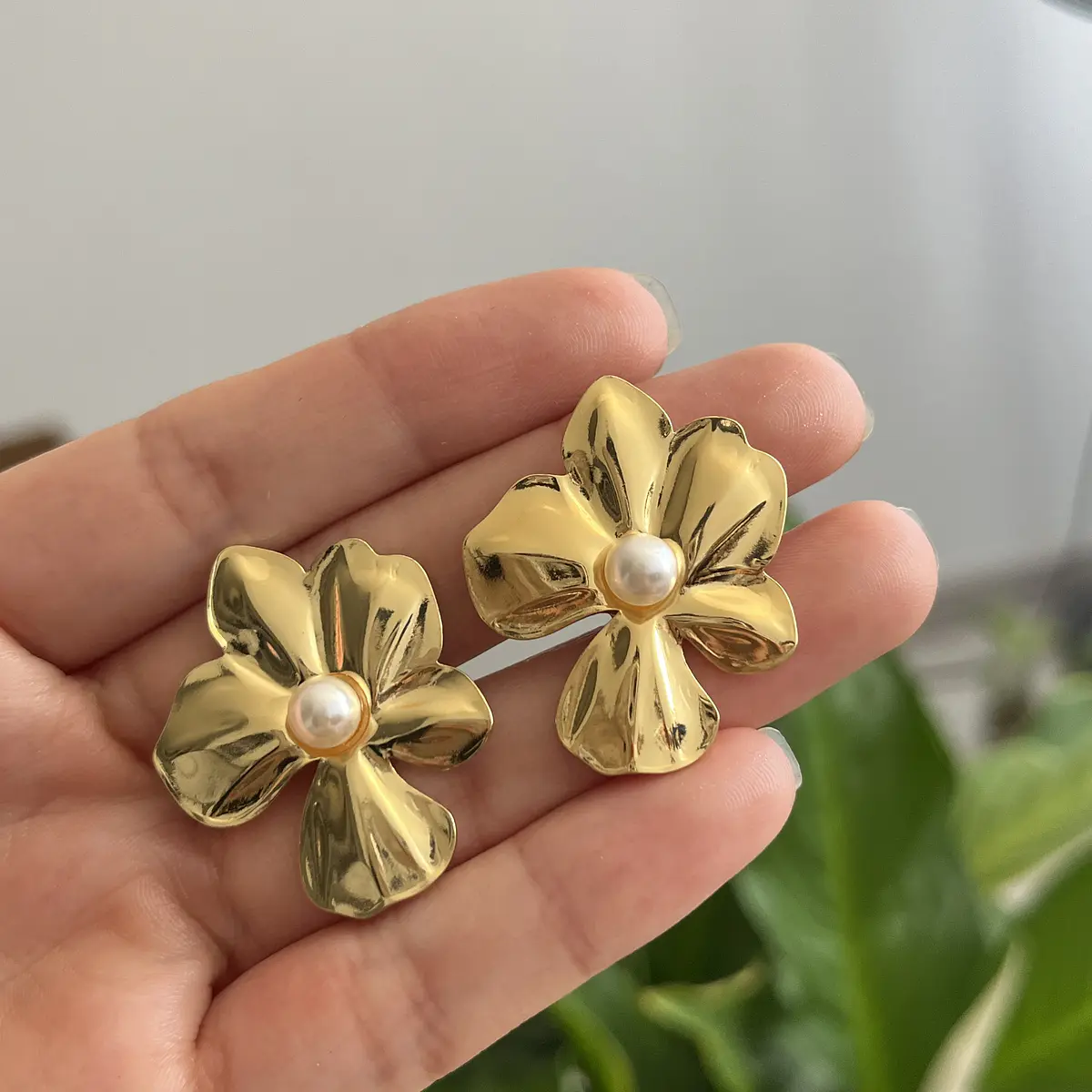 Aro de Flor con Perla | Acero Inoxidable