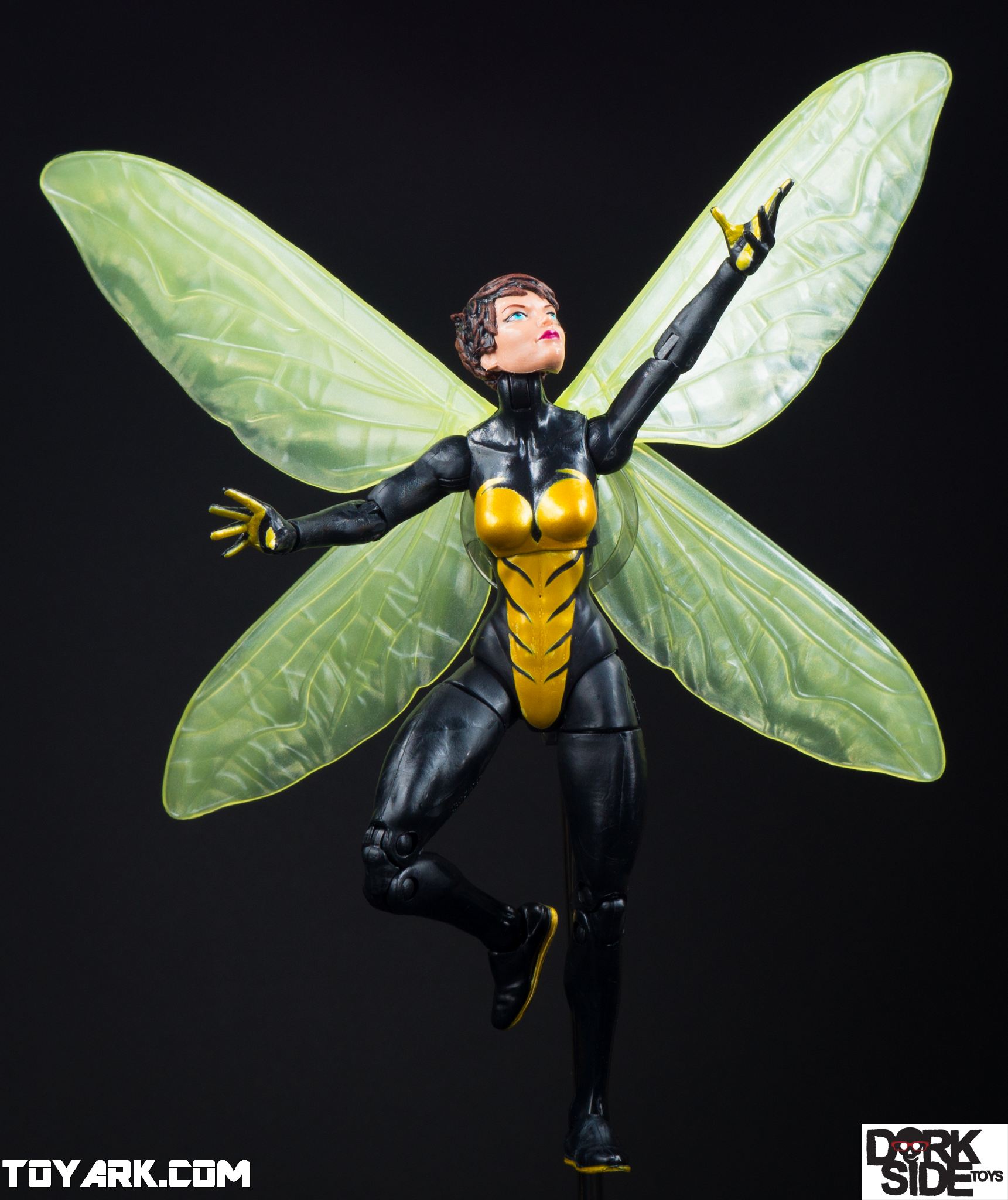 Wasp Ultron BAF Marvel Legends 6