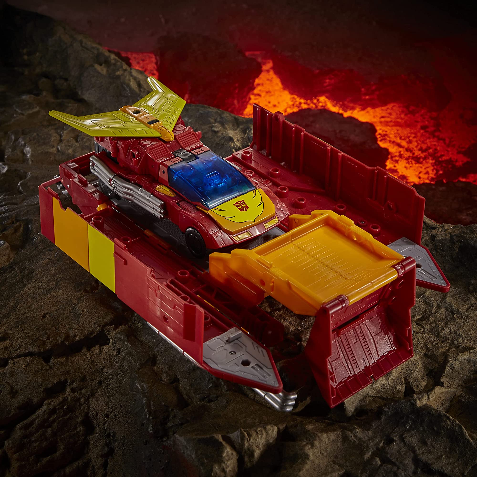 Rodimus Prime Commander Class Kingdom WFC Transformers