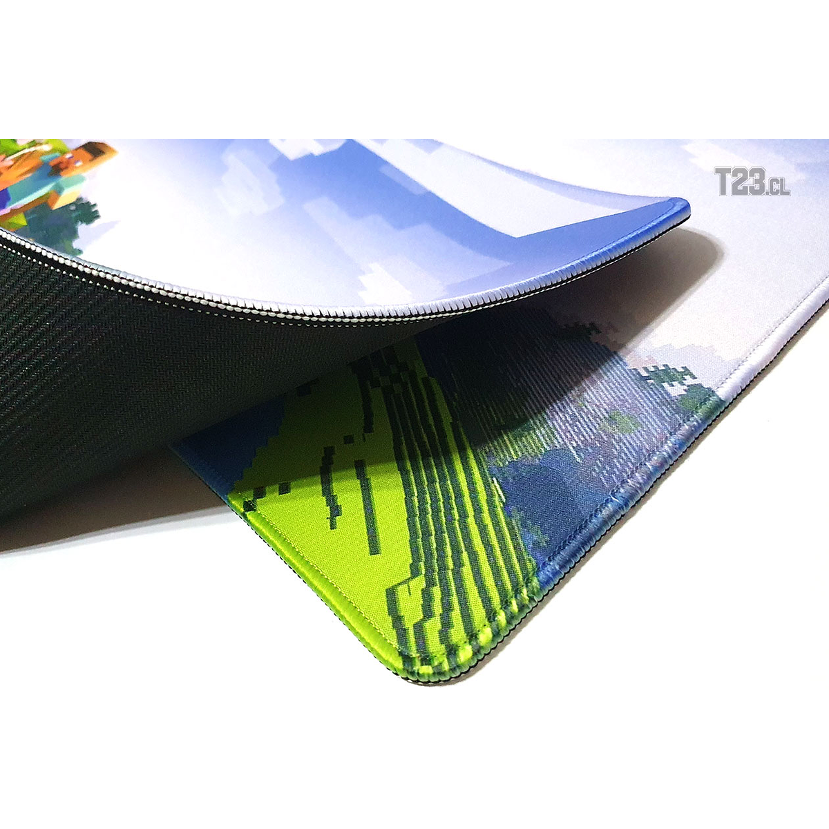 Descubre el Mouse Pad Roblox 70 x 30 cm - T23.cl