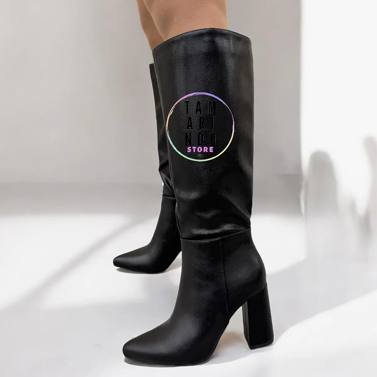 BOTAS LARGAS PUNTIAGUDAS Q11 NEGRO | Tamarindo Store